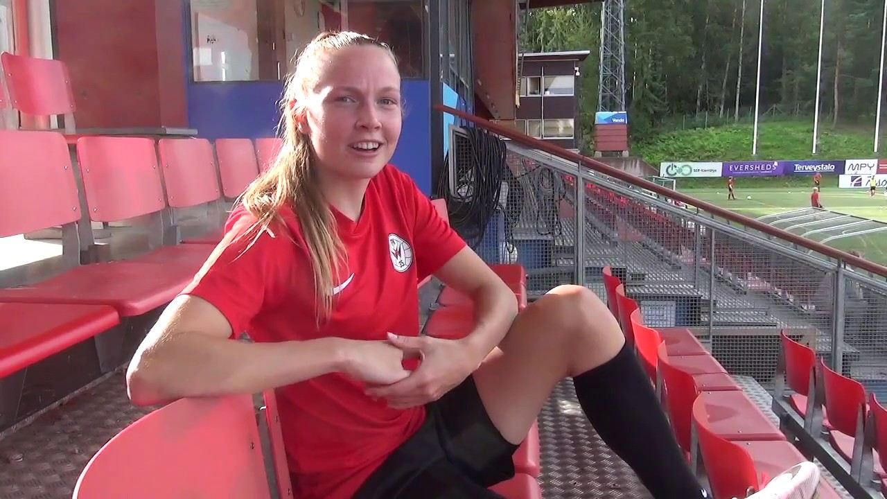 PK-35 TV: Pelaajakortti #77 Sanni Franssi - YouTube
