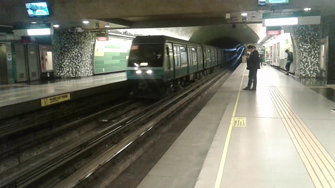 Tren Alstom Ns-93 N2068 en estación Barrancas Línea 5/Metro de Santiago - YouTube
