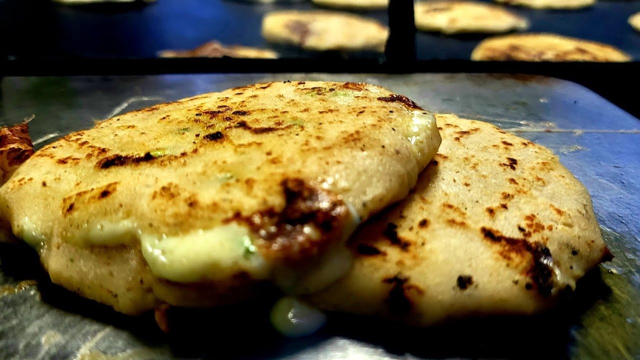 Pupusas salvadoreñas comida típica y la mas tipica de El Salvador # ...