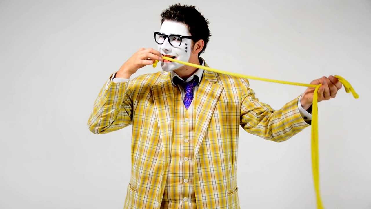 ANTONIO ZIP MAGIC AND MIME - ROPE TRICK - YouTube