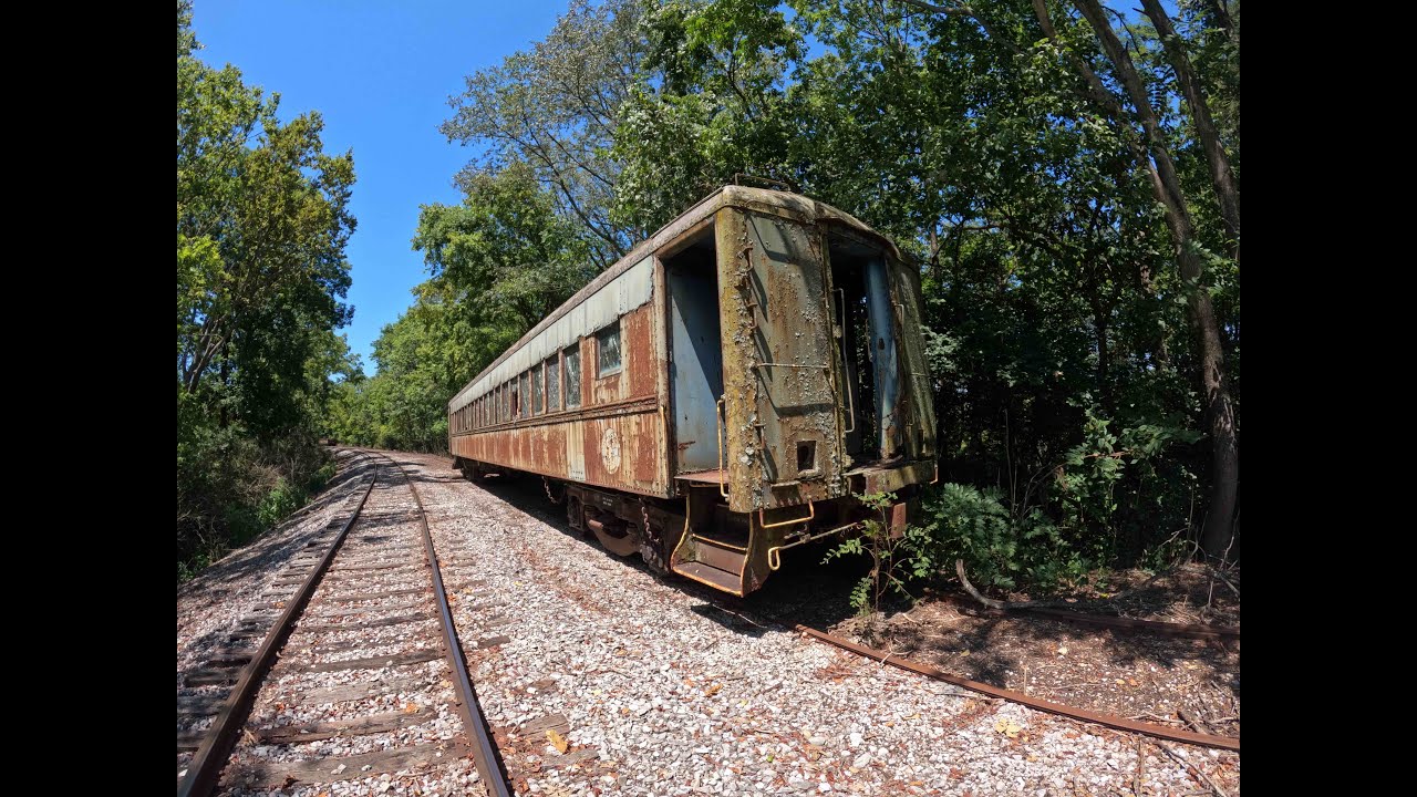 I Found Abandoned Train Cars in Kentucky - YouTube