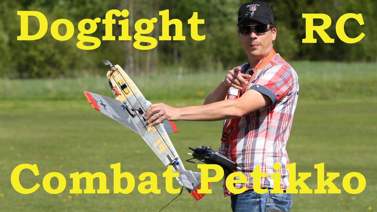 RC aircrafts dogfighting with streamers - YouTube