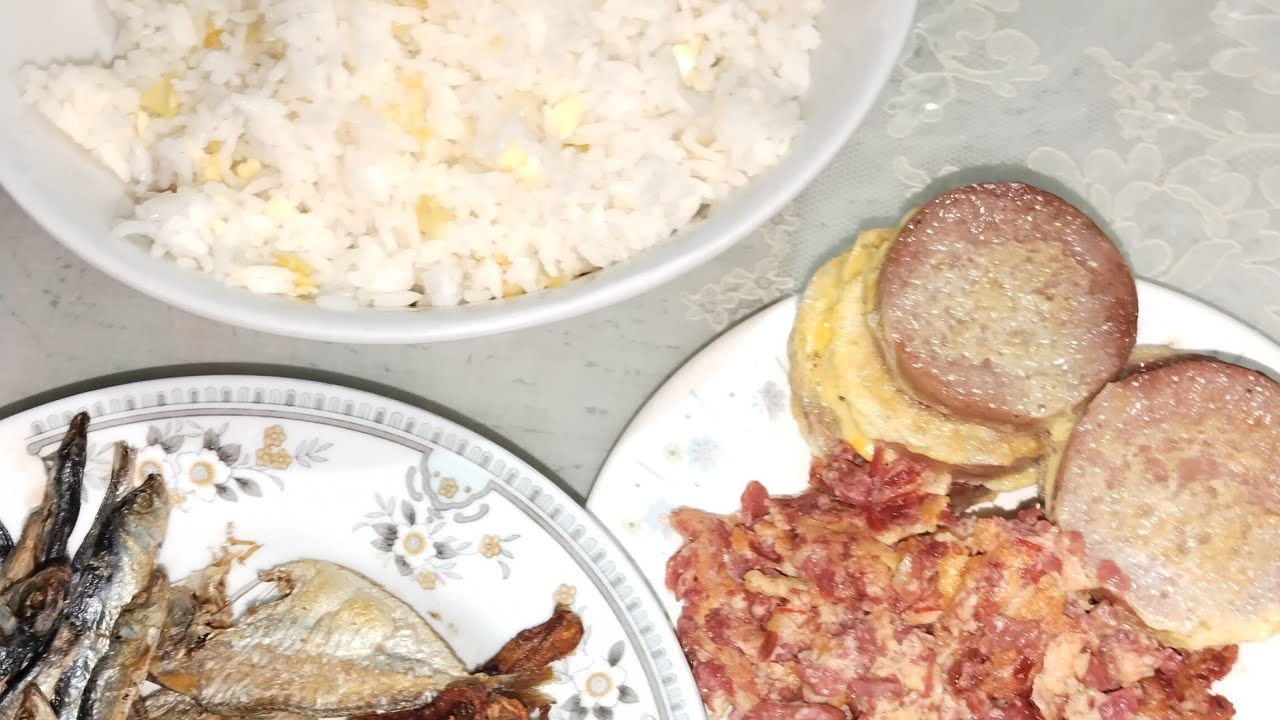 Our kind of Breakfast fried rice, dried fish,and corned beef loaf - YouTube