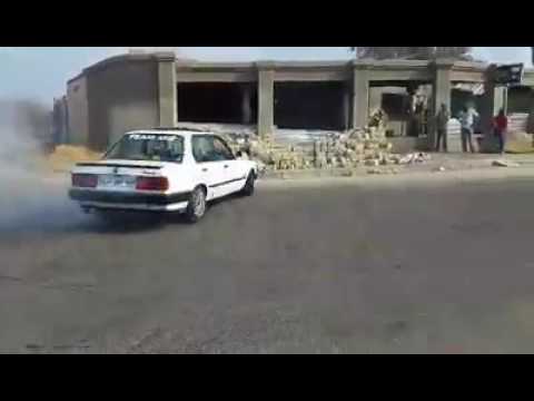 BMW E30 Spinning and Drifting - YouTube