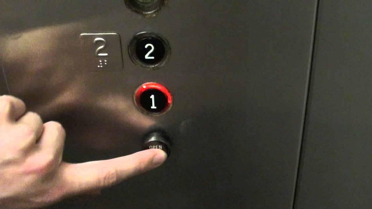 Otis Lexan Hydraulic elevator @ Chesterfield Mall St. Louis MO w ...