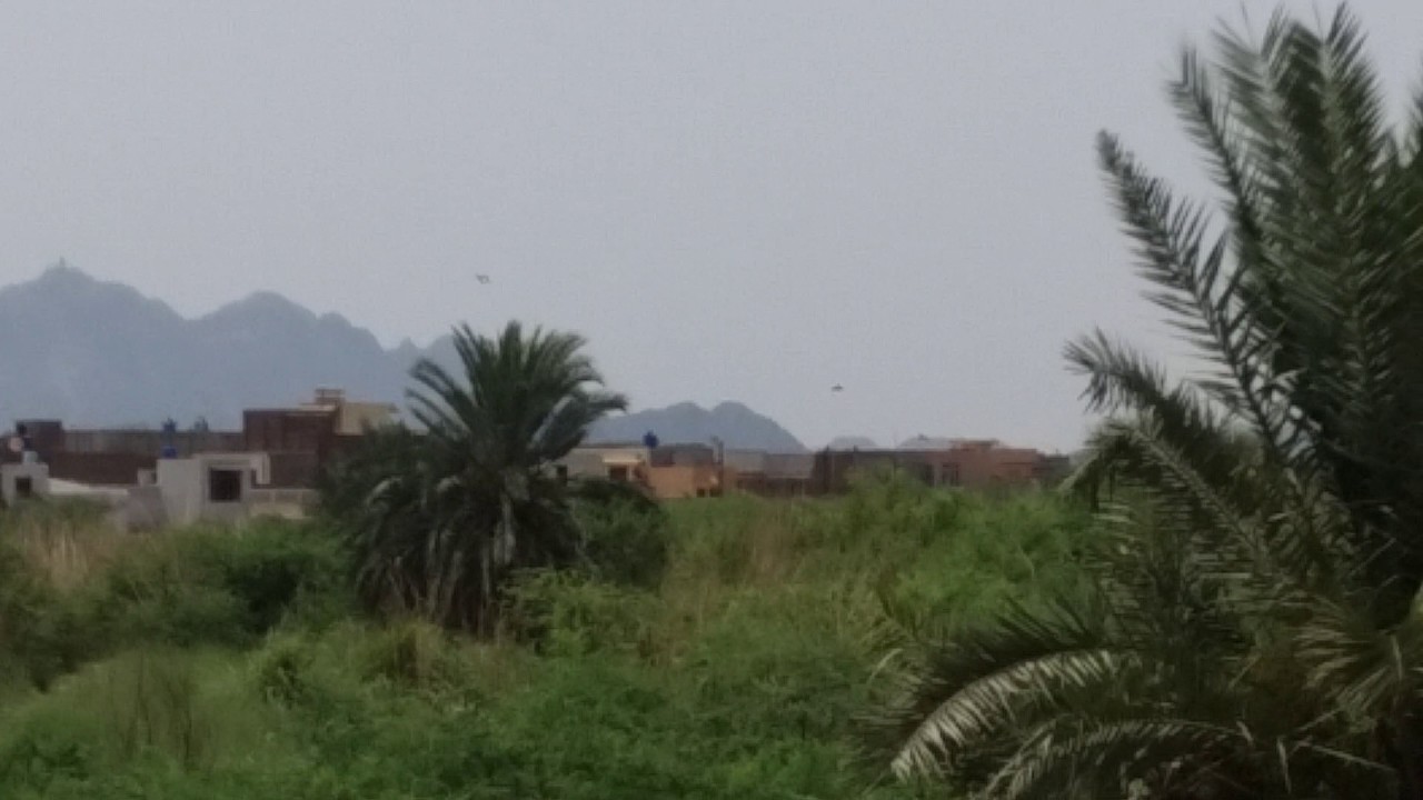 F-16 performing high alpha over PAF Base Mushaf ( Sargodha) - YouTube