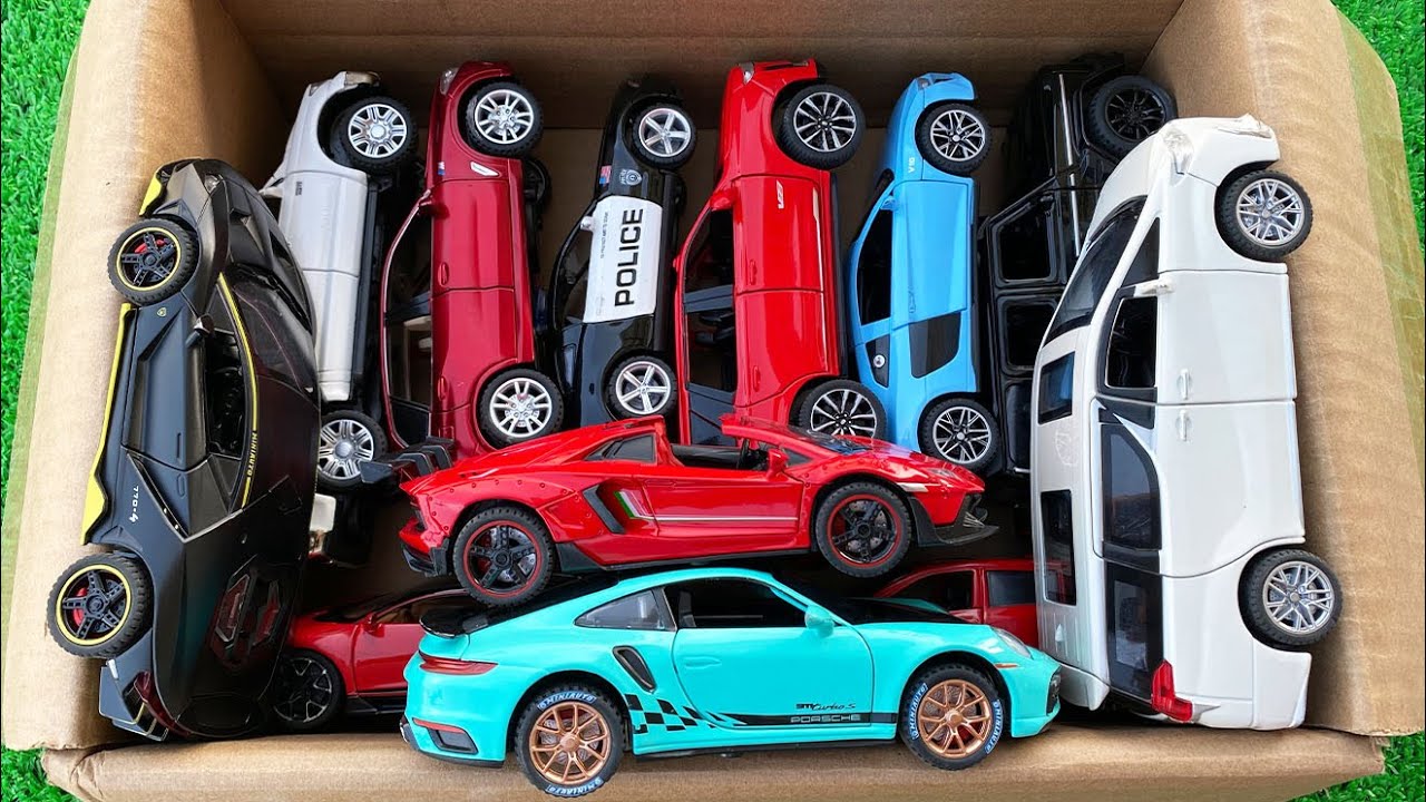 Review a Box full of diecast cars, Lamborghini, Porsche, Lexus lm300h ...
