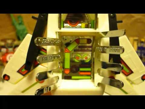 Transistor Robots Triple Changers Tri-Fly Tri-Spy Review 092112-4 - YouTube