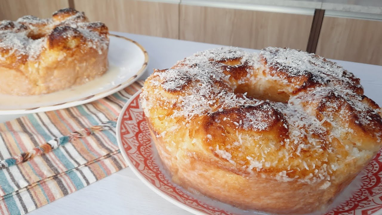 ROSCA DOCE DE COCO COM CALDA - YouTube