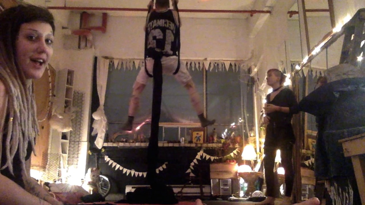 Tissu Aerien Stephanie Guillotine Hieke & Jocelyn Motard - YouTube