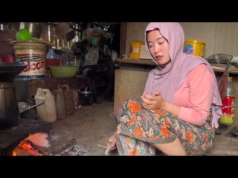 NGINTIP AKTIVITAS NENG AMEL GADIS DESA CANTIK DI PELOSOK PERKAMPUNGAN SUKABUMI, JAWA BARAT