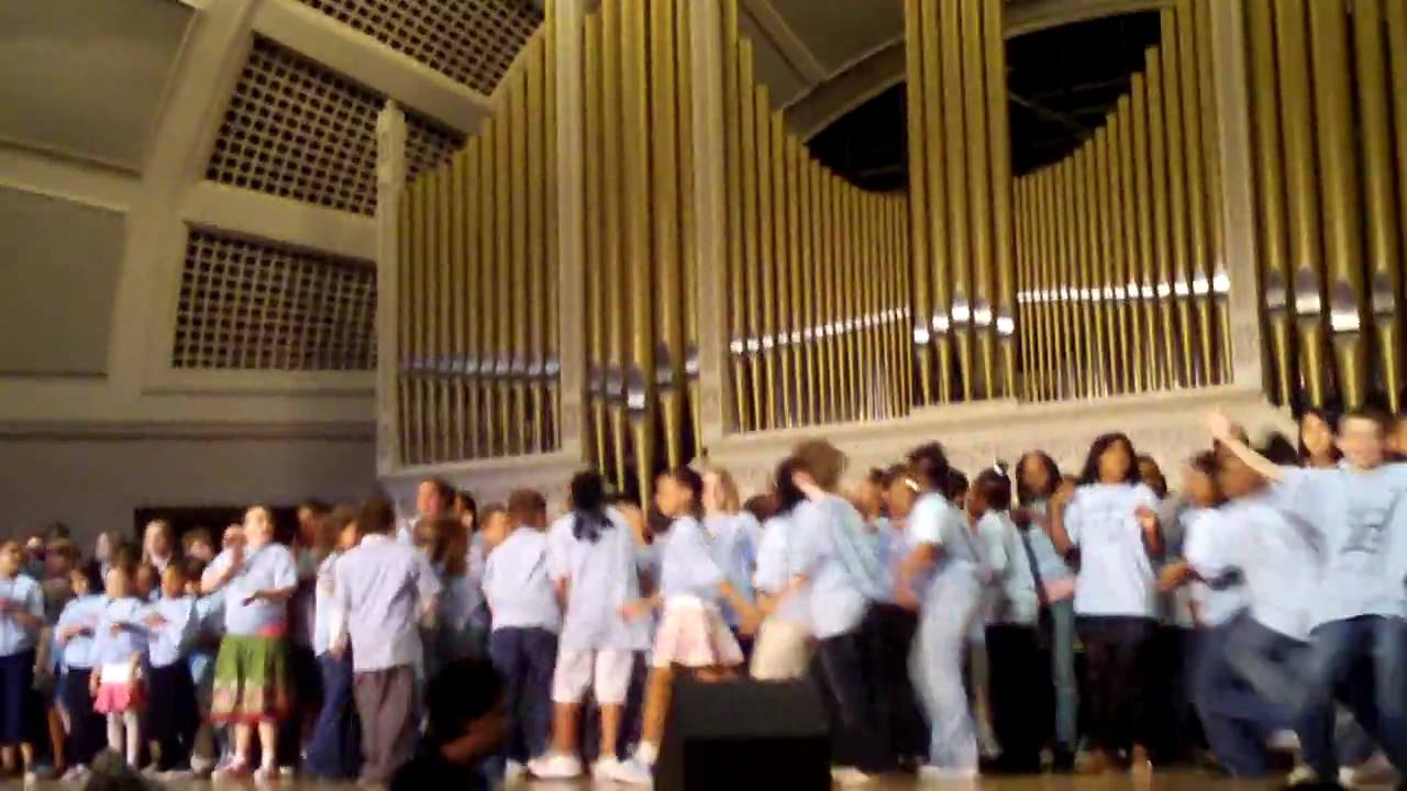 Bowing to the crowd - YouTube