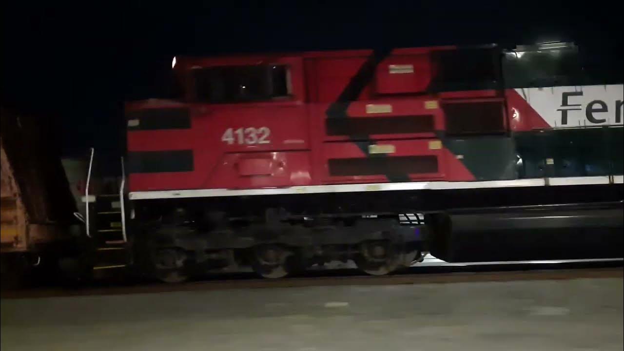 Tren Ferromex FXE 4636 & 4132, MIXTO Rumbo al Norte - YouTube