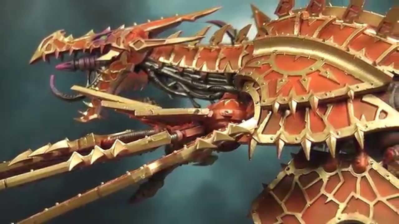 Painting a Helldrake (studio update) - YouTube
