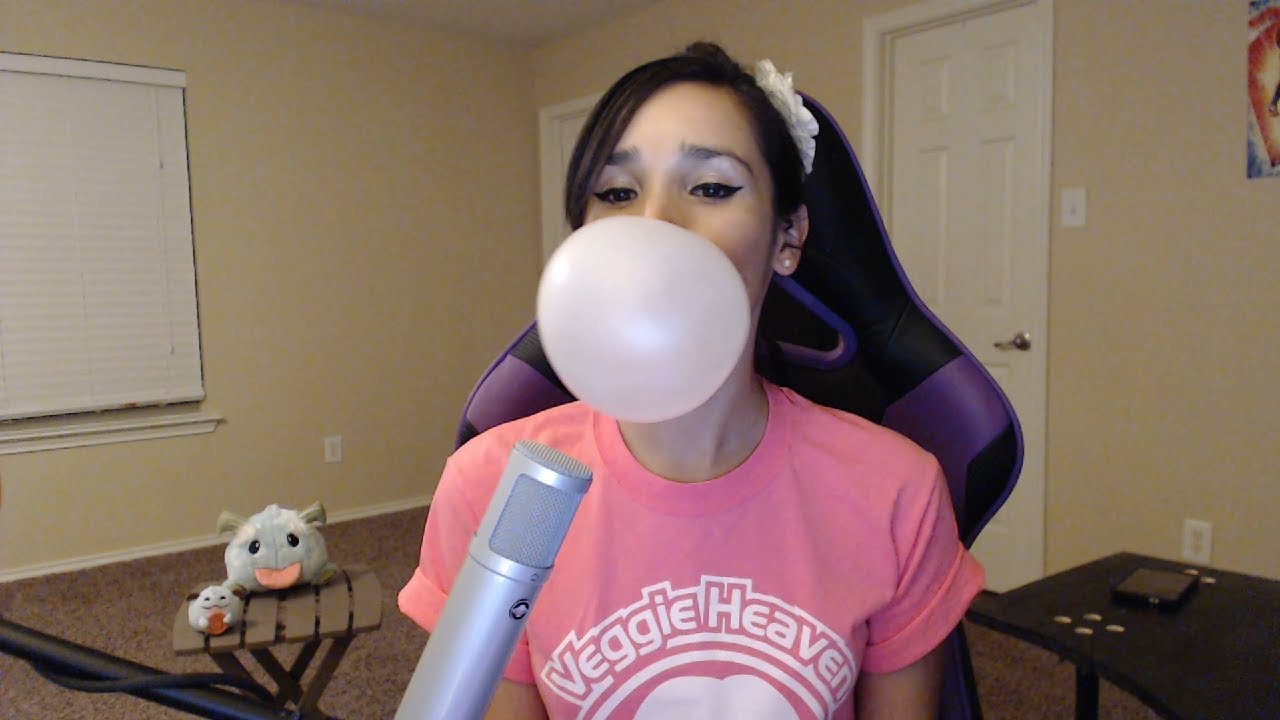 ASMR Blubble Gum Popping - YouTube