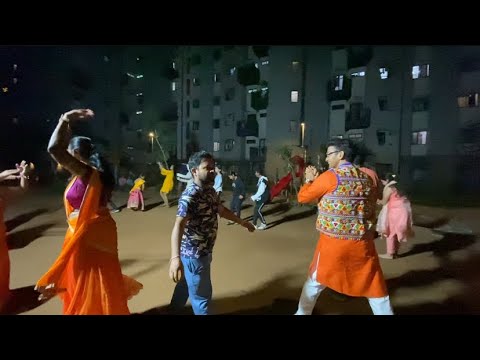 First day of garba - YouTube