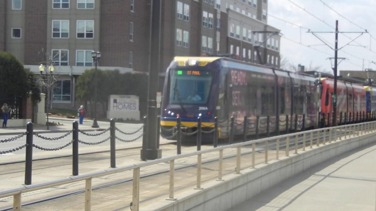 DSCN3349 Metro Transit Light Rail at Fairview Ave Station in St Paul 's ...