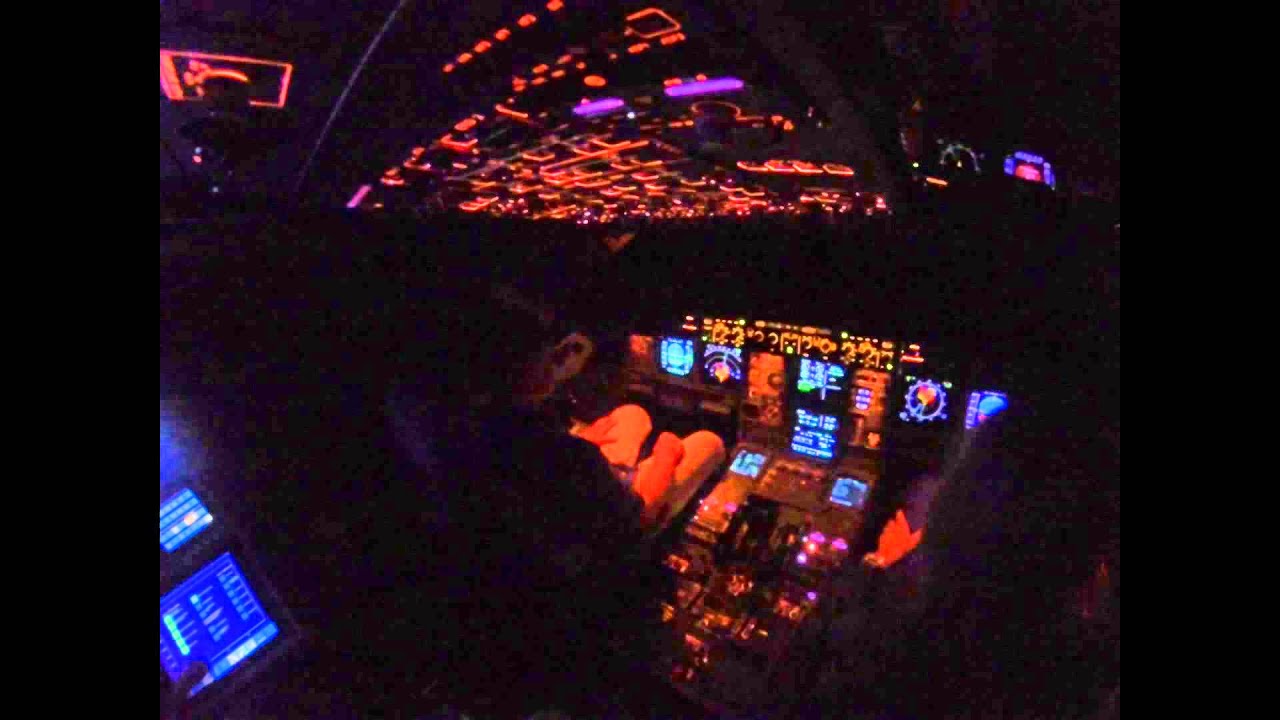 GoPro HD: In the US Airways A320 Full Motion Simulator - YouTube