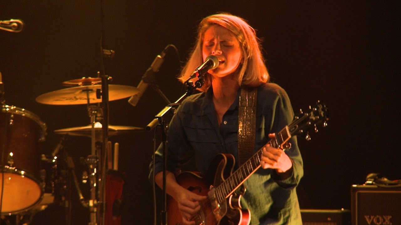 Lumi - concierto semifinal 28 Villa de Bilbao - YouTube