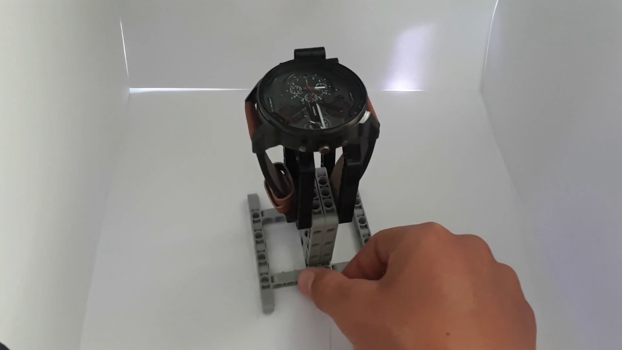 LEGO watch stand - YouTube