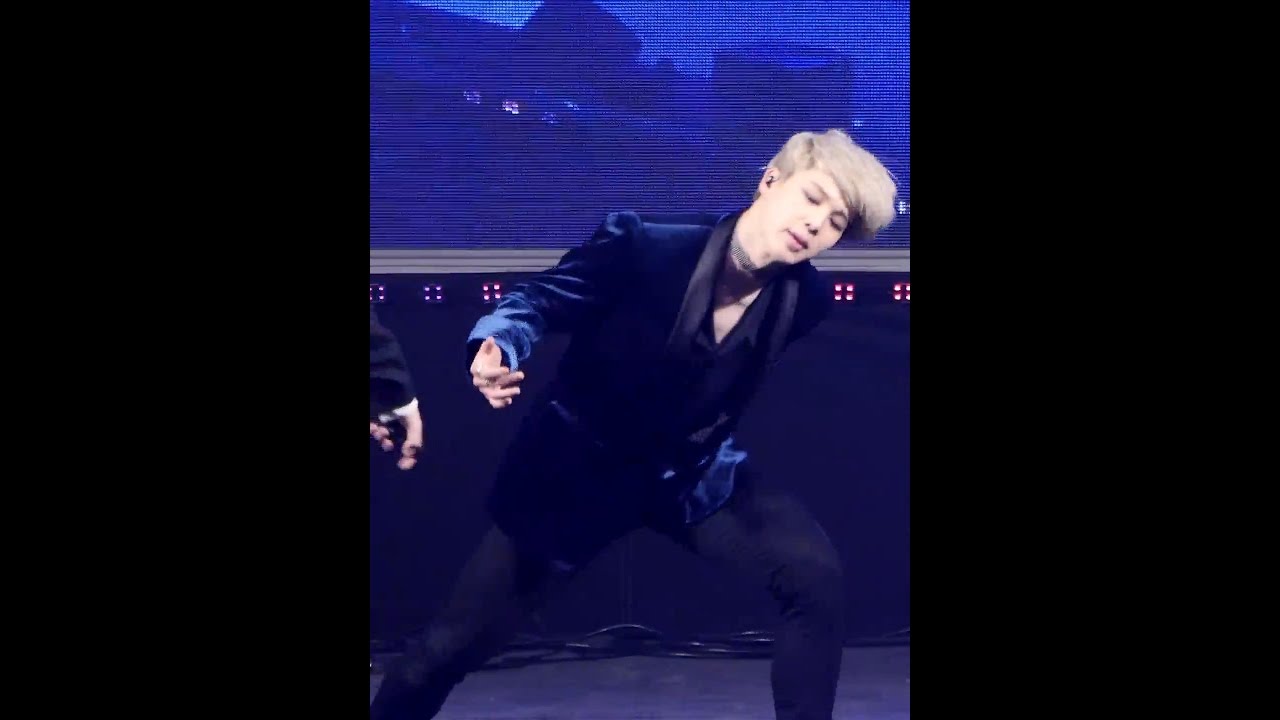 161222 방탄소년단 (BTS) - Save me [지민] JIMIN 직캠 Fancam (논산 청소년 송년콘서트) by ...