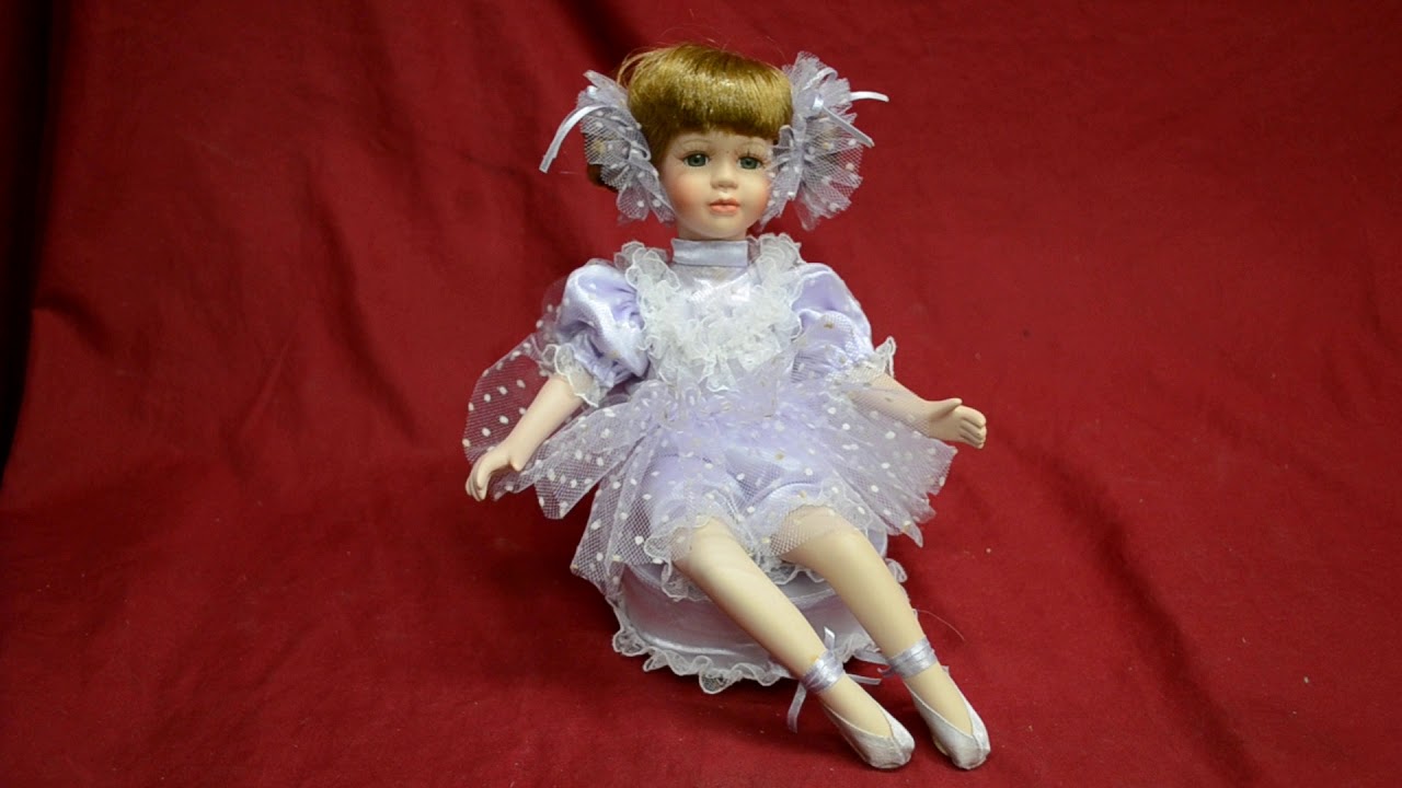 musical doll - YouTube