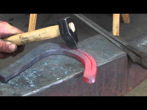 WCBC 2013 Grant Moon Masselotte clip 3/4 fullered hind shoe