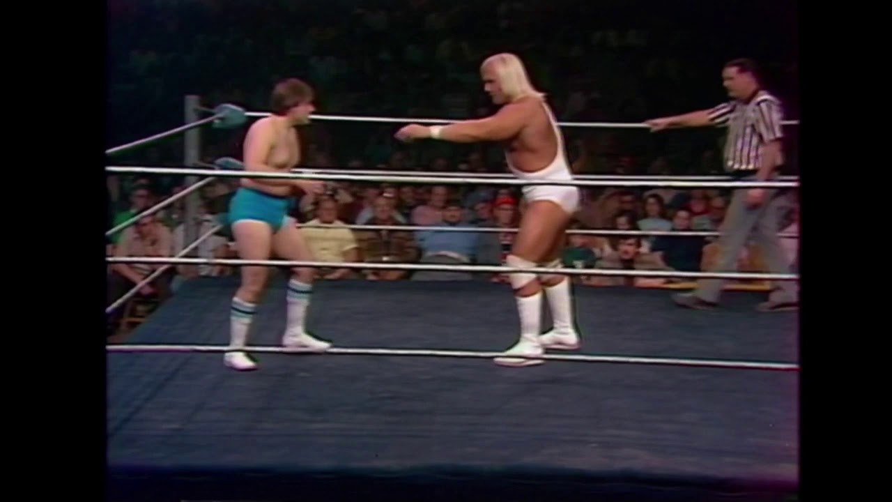 All Star Wrestling 12/15/1979 - Hulk Hogan vs. Dan Patrick - YouTube