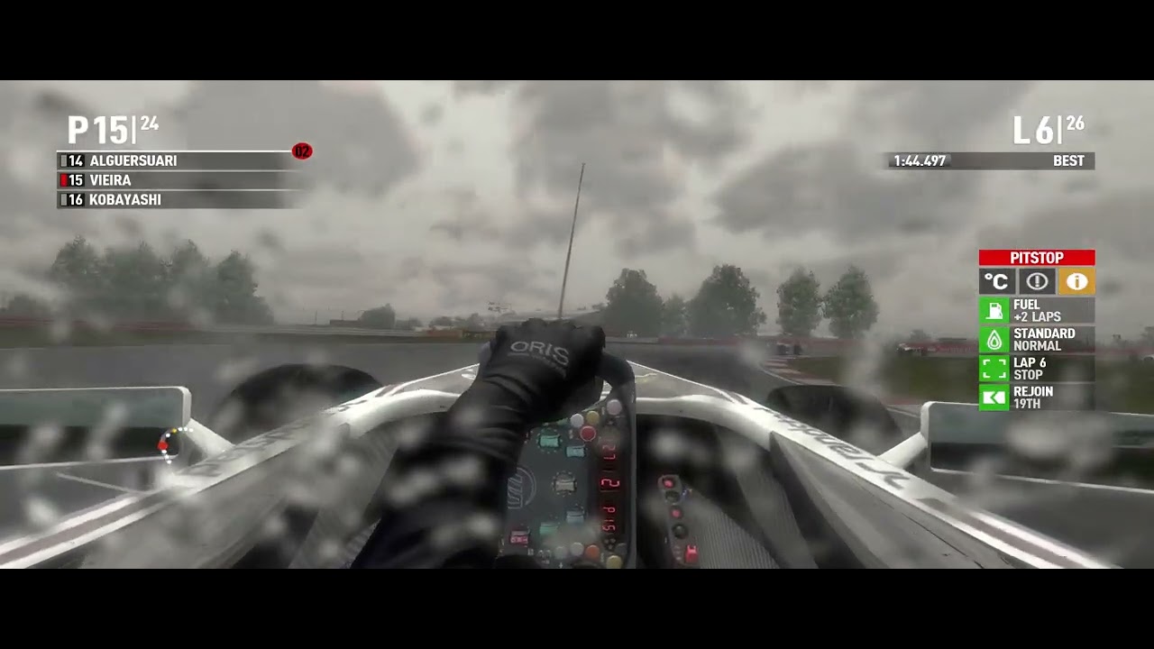 F1 2011 - UK | Round 9 | Corrida - YouTube
