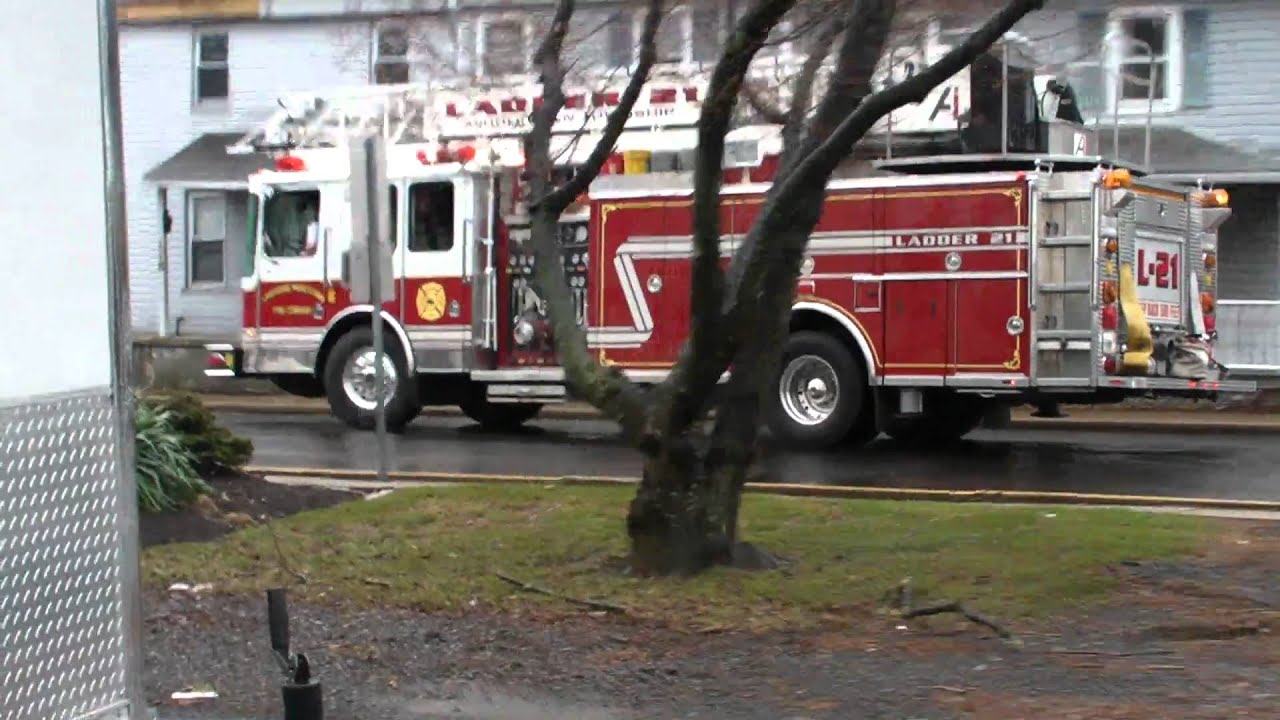 Ladder 21 Responding - YouTube