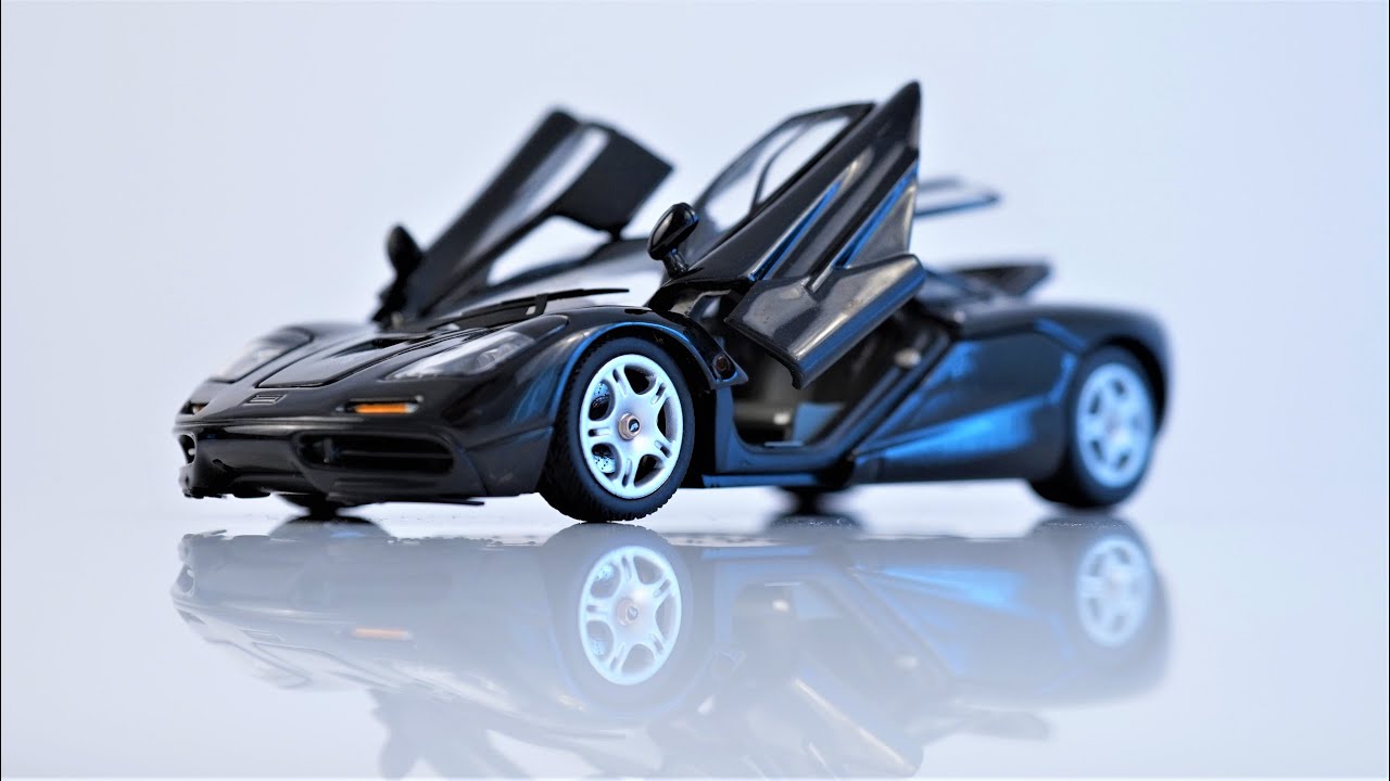McLaren F1 - AUTOart 1/43 - 30 SECONDS REVIEW - YouTube