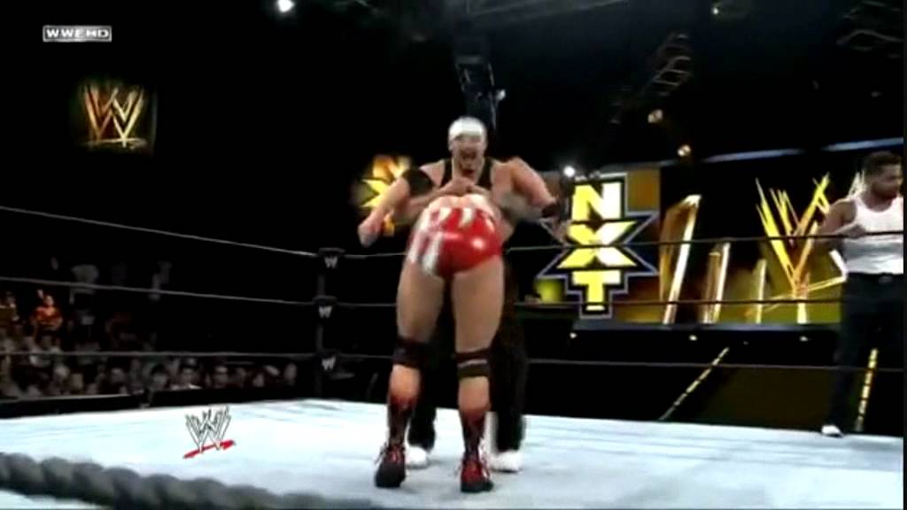 Hunico- Double Underhook Backbreaker - YouTube