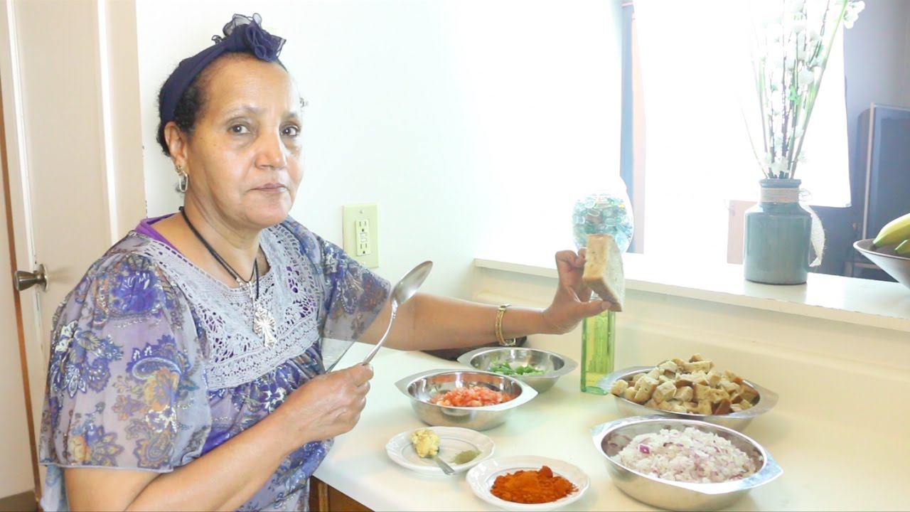 Ethiopian Bread "How to Make Difo Dabo Firfir" የድፎ ዳቦ ፍርፍር አሰራር - YouTube