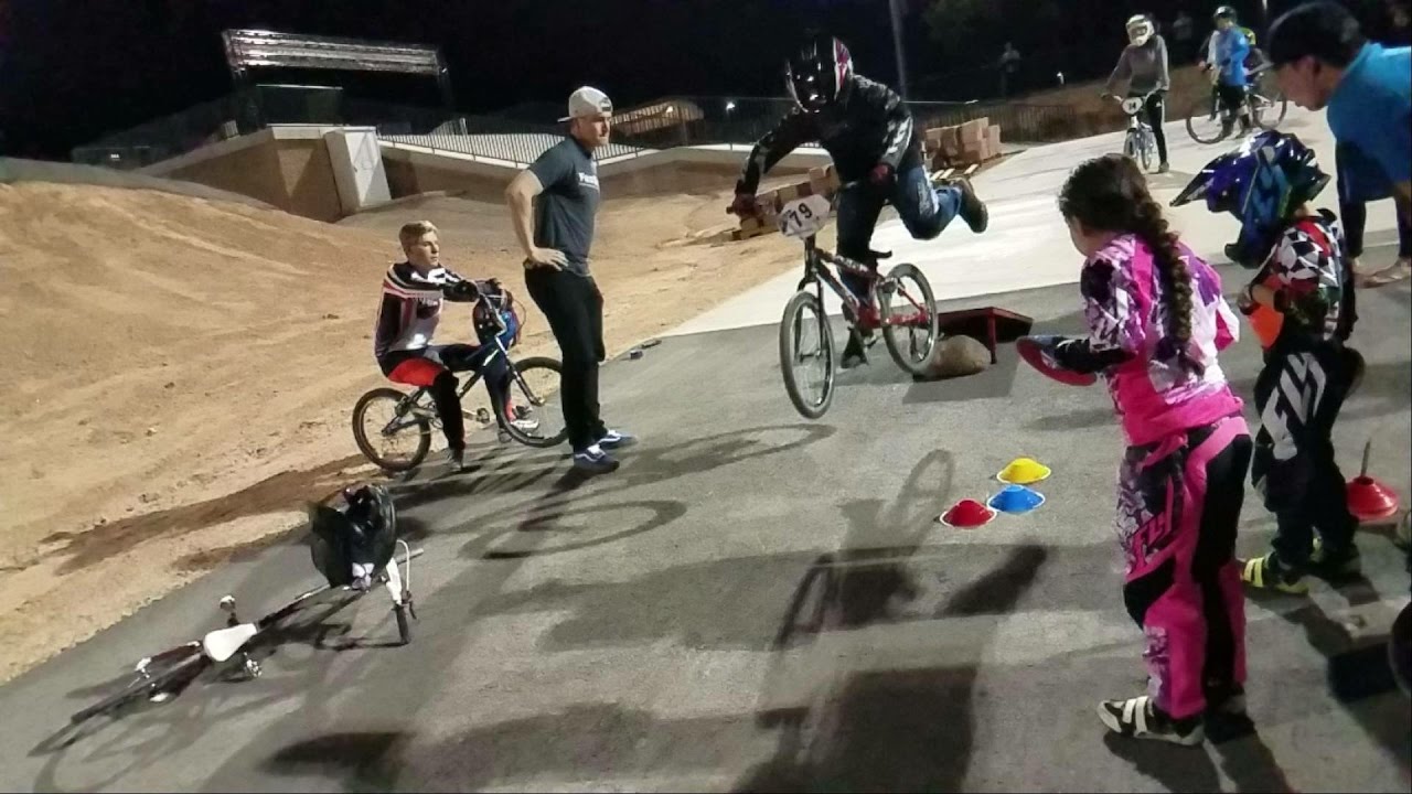 Big Air BMX Contest! - YouTube