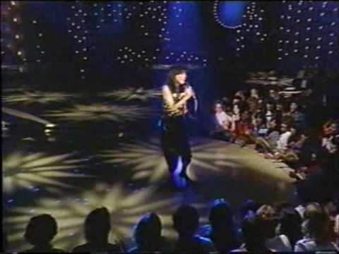 Marilyn McCoo sings Hold On by Santana SOLID GOLD 1982 - YouTube