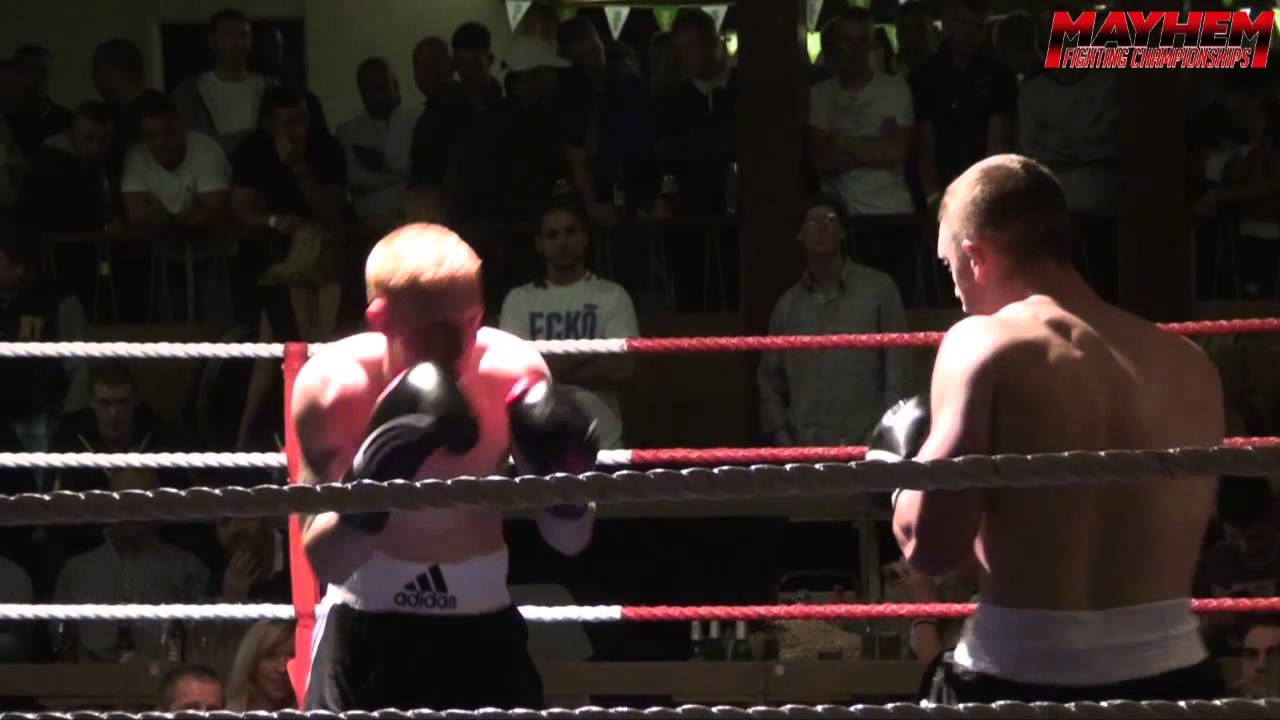 Mayhem Fighting Championships 4 Tom Avison VS Billy Breen - YouTube