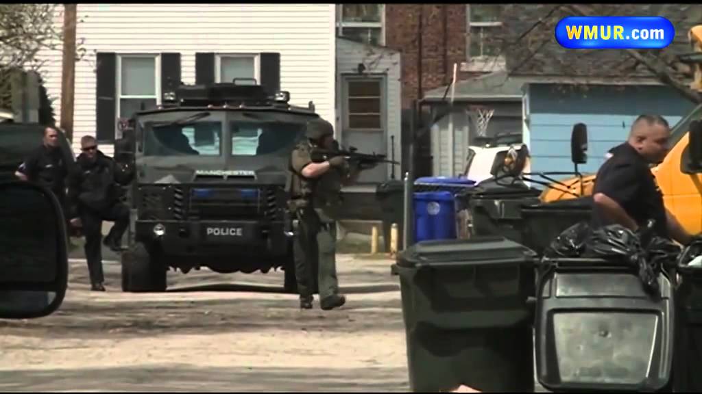 Manchester police search for armed bank robbery - YouTube