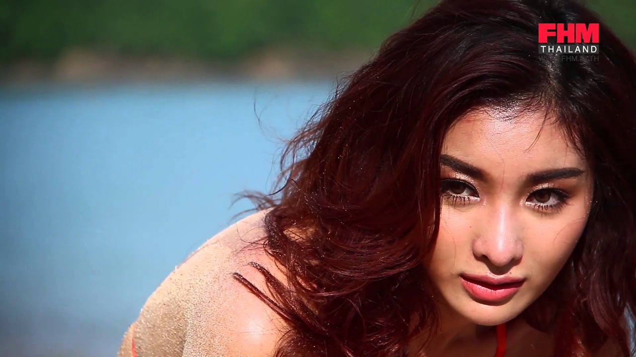 คลิปเด็ด! มด ณปภัช โชว์ความฮอตในคลิปเบื้องหลังถ่ายปก FHM FHM Thailand ...