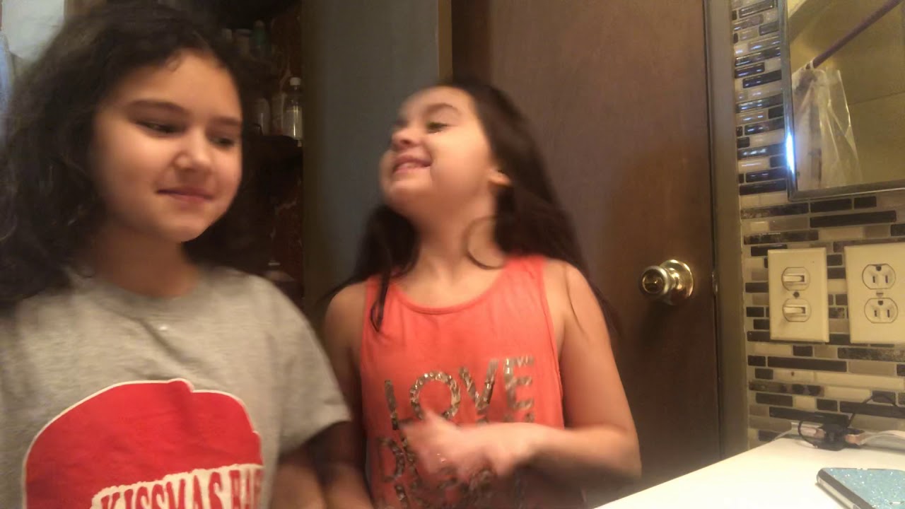 My friend does my mak - YouTube