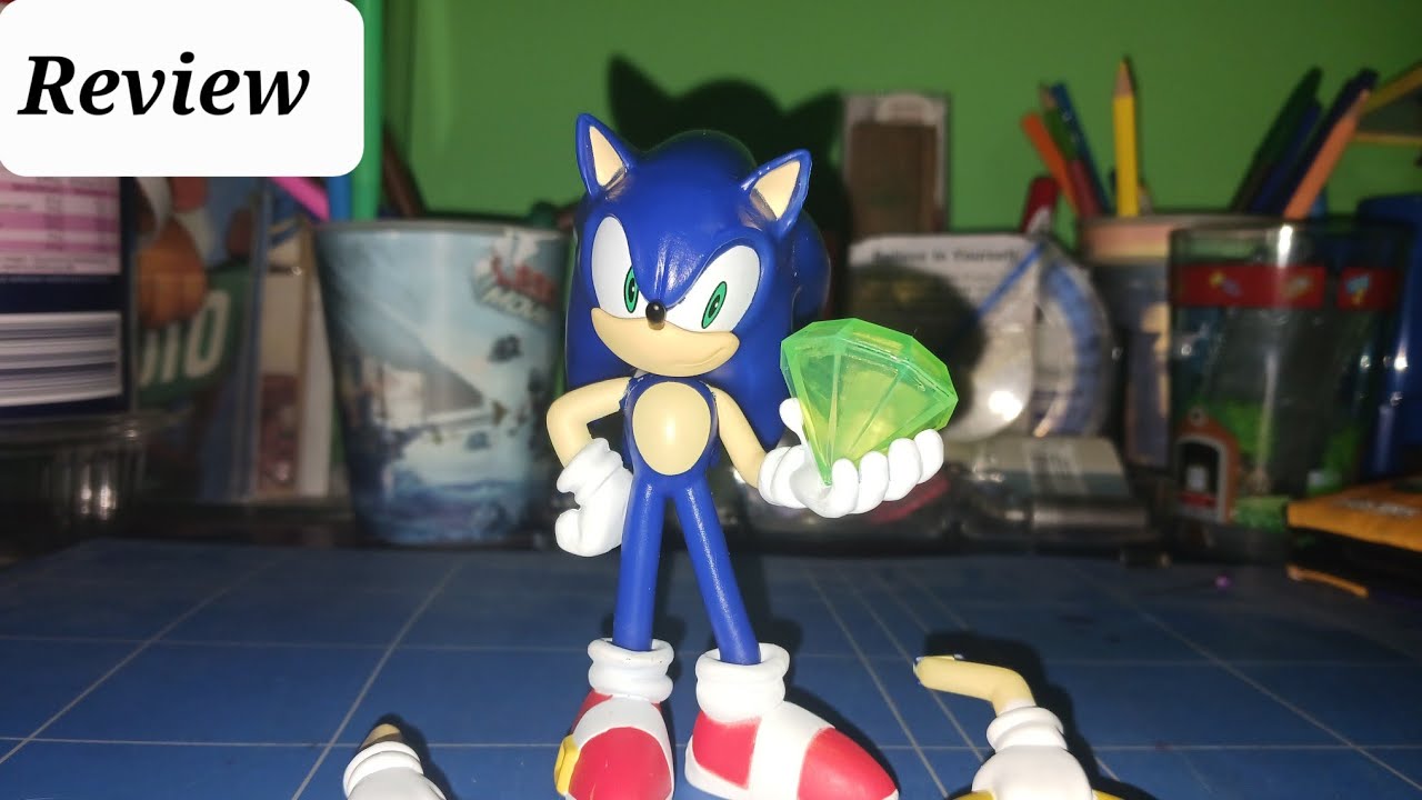 Sonic buildable figure review. - YouTube