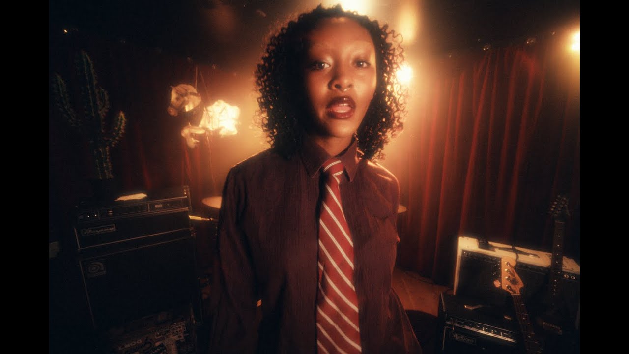 Jahnah Camille - what do you do? (Official Video) - YouTube