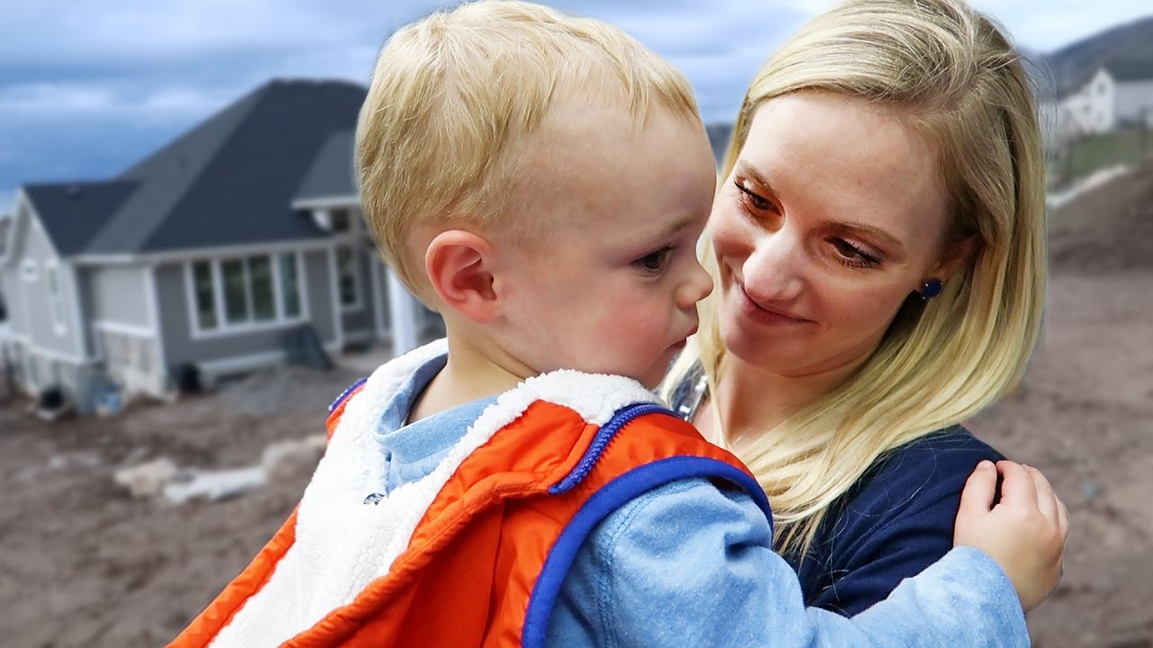 BABY STEPS! Making Plans And Having A Party! 🍕 - YouTube