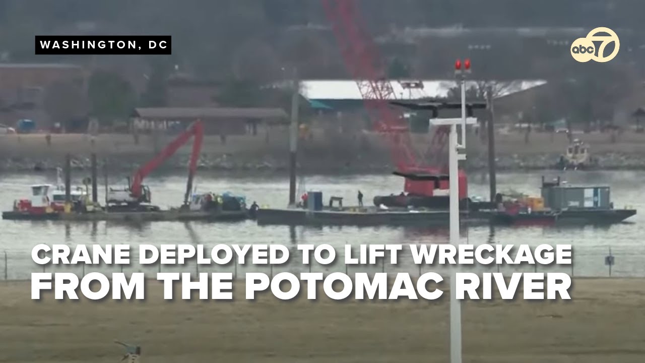 WATCH: Crews return to Potomac River to remove wreckage from deadly ...
