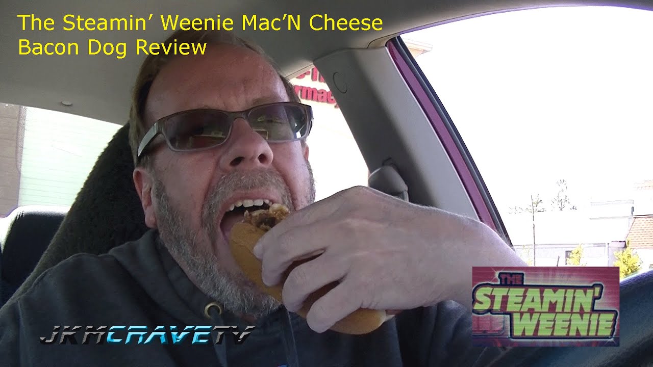 Steamin' Weenie Mac'N Cheese Bacon Dog Review - YouTube