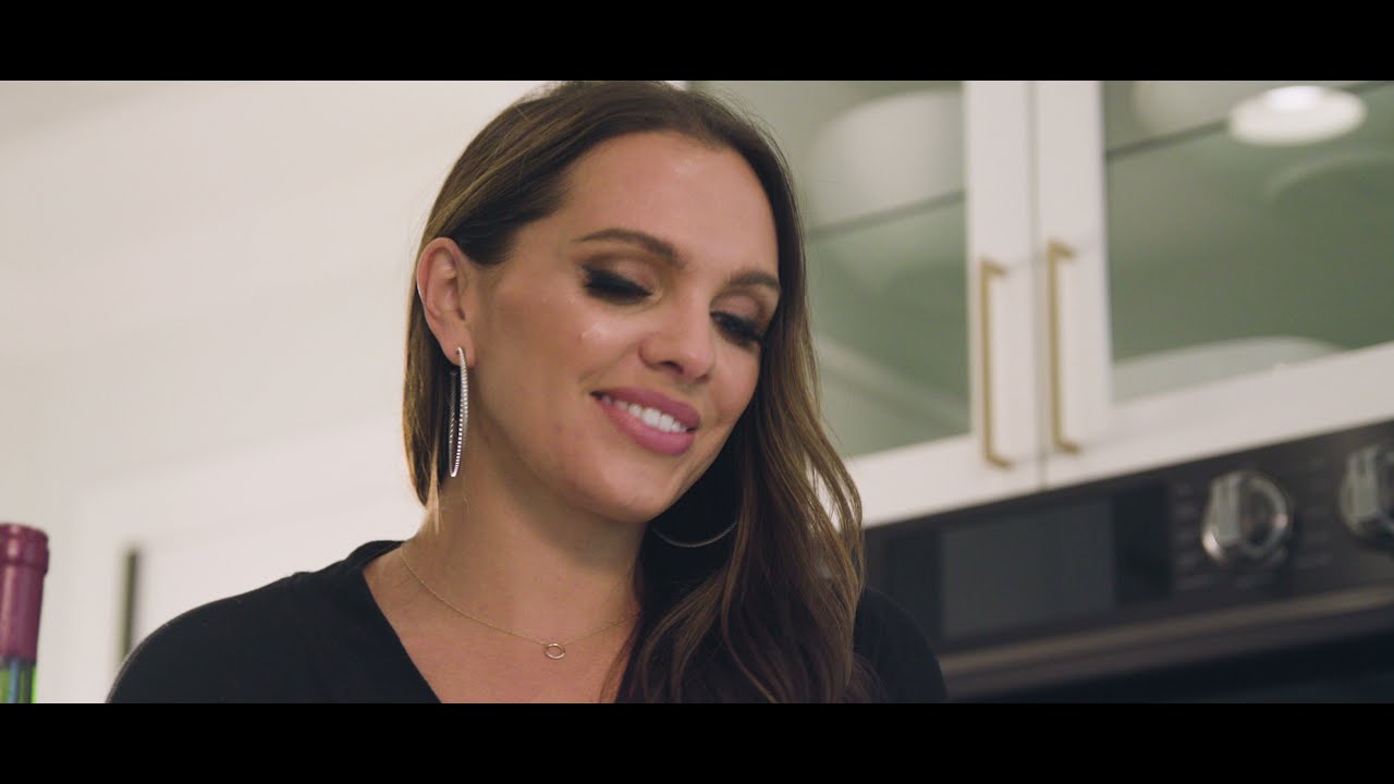 Renee Blair - "Heart's In Your Head" (Official Music Video)