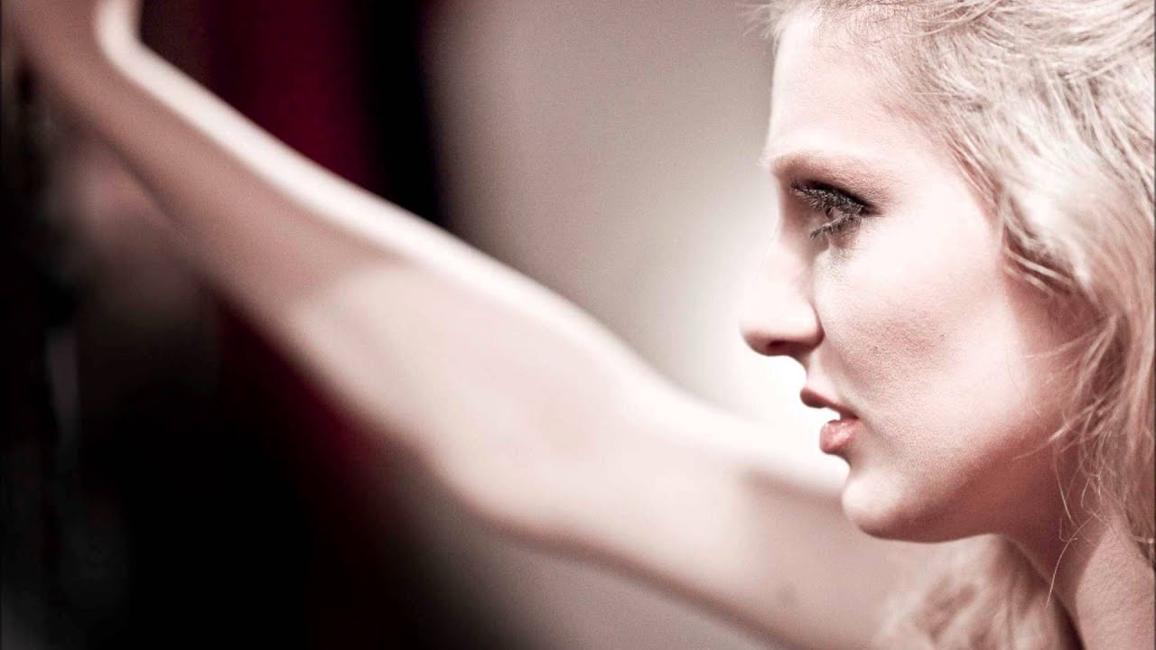 Vanda Winter & Big Band HRT-a "Tišina" - YouTube