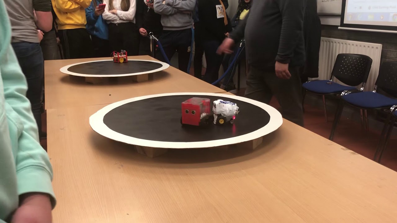 Robo Sumo Win #1 - YouTube