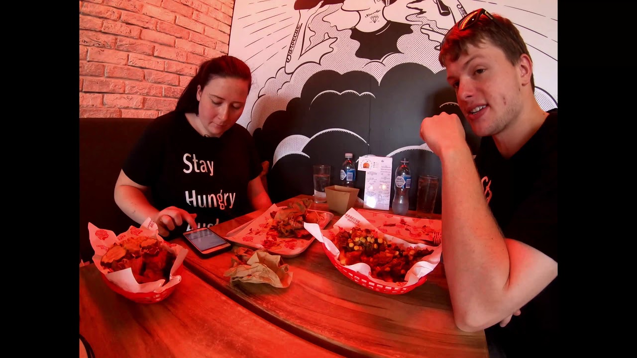 A Foodie Story - Smoky Sues Review - YouTube