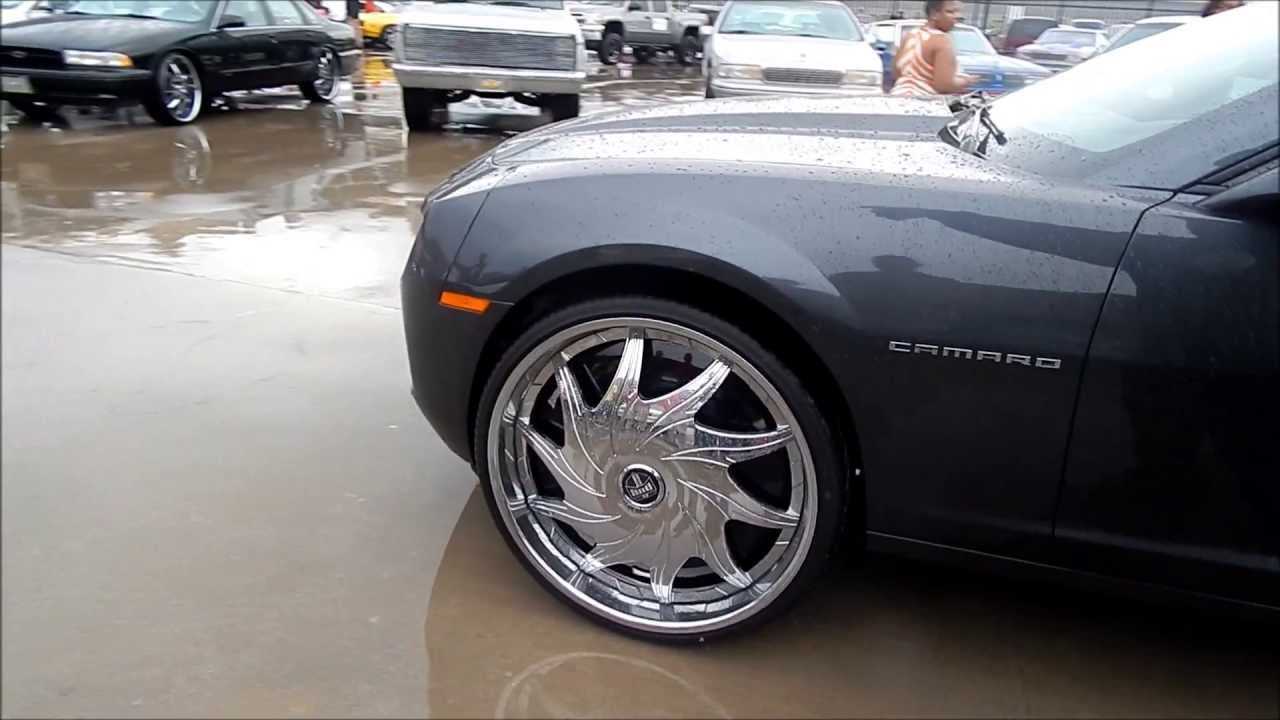 Camaros on Dub and Forgiato 26s pulling up at Stuntfest 2013 - YouTube