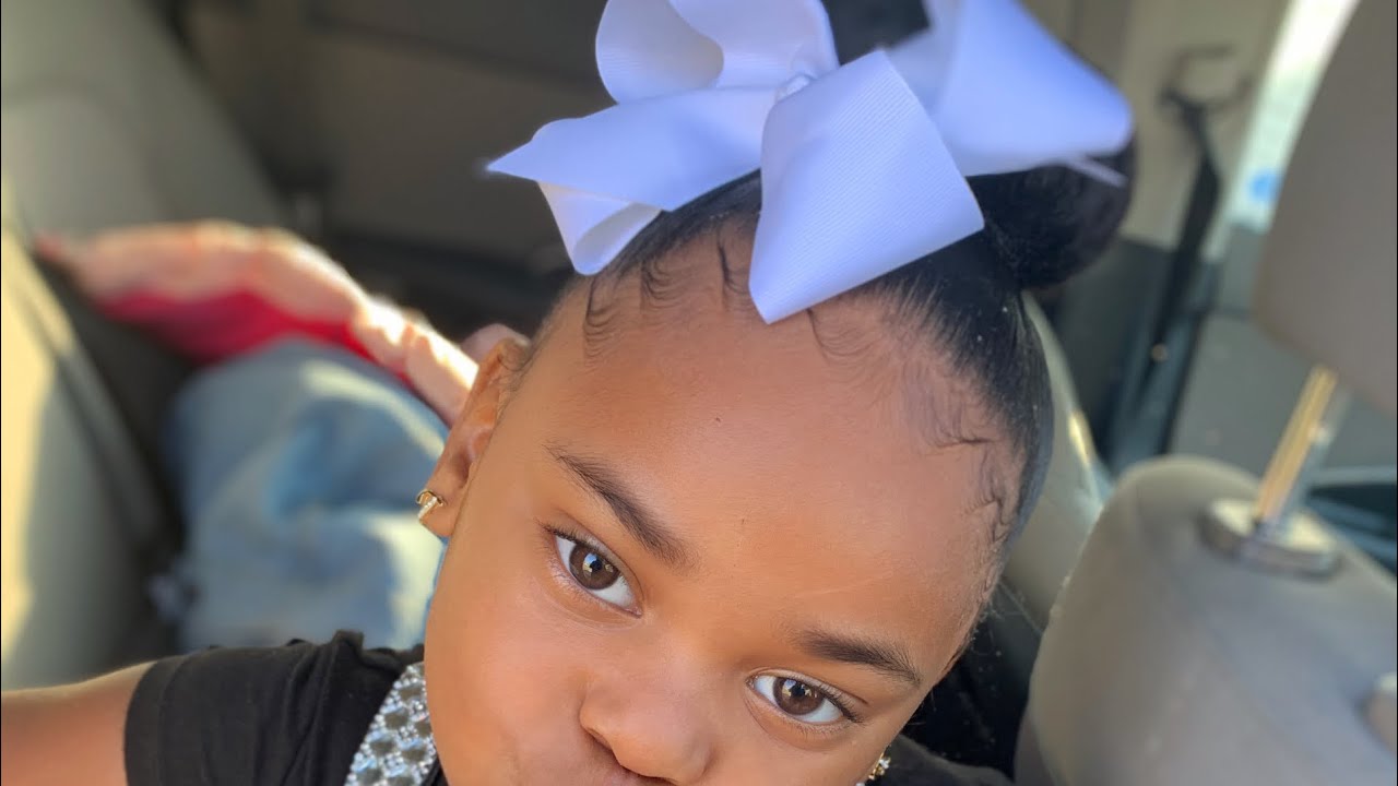 A CHRISTMAS PARTY 🎉 VLOGMAS DAY 21 ( TYTHEDANCER) - YouTube